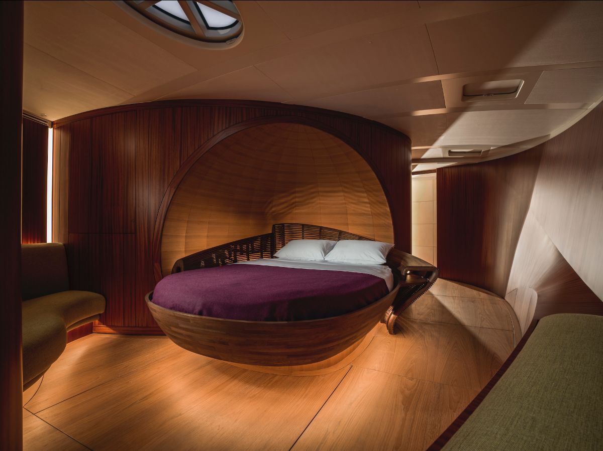 Yacht GEIST, Spirit Yachts | CHARTERWORLD Luxury Superyacht Charters